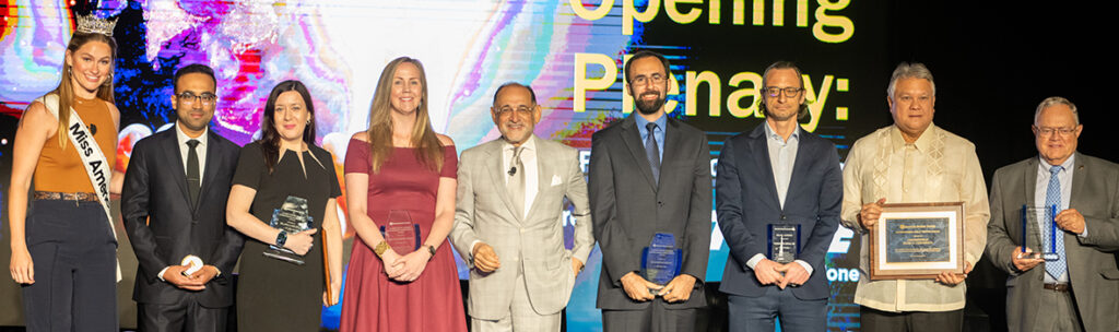 Dr. Hashemian Presents Awards at the ANS Annual Meeting - AMS Corporation